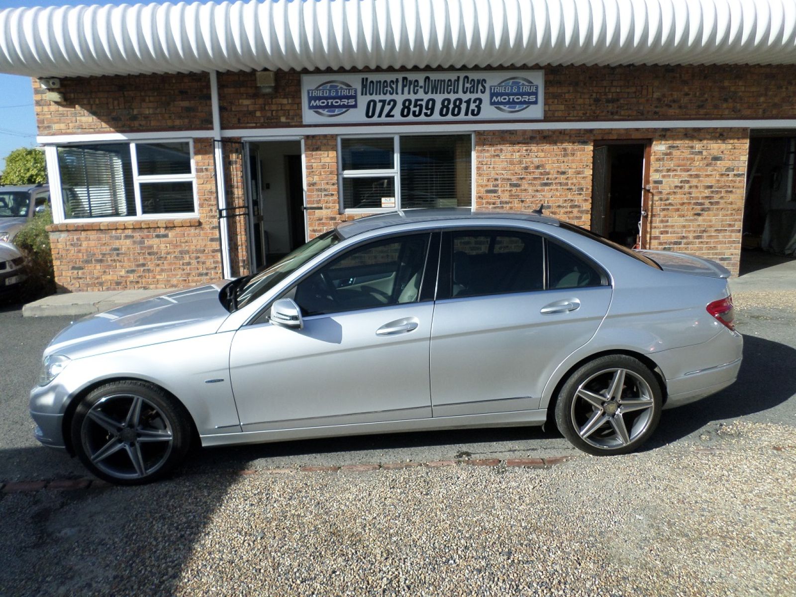 Tried&True Motors C-CLASS SEDAN C180 CGI BE AVANTGARDE A/T